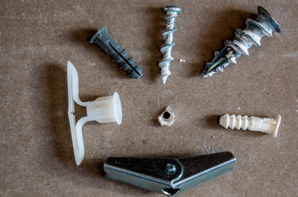 How To Choose The Best Wall Anchors?